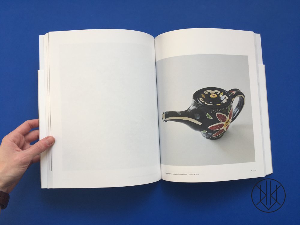 Utsuwa Katachi: Japanese Ceramics and Forms | Knihkupectví a umělecká galerie KAVKA